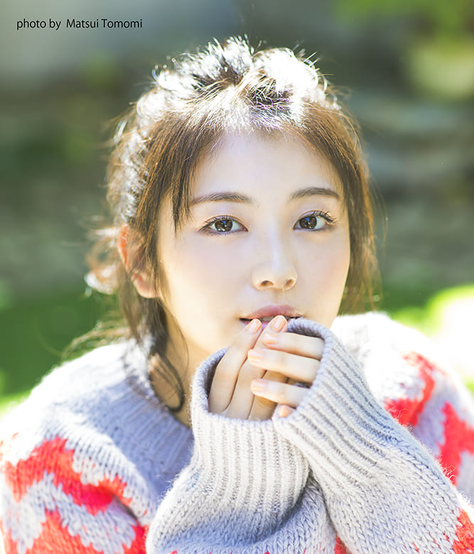 浜辺美波さん表紙 「CMNOW vol.208」は明日12月10日発売！ – CMNOW WEB