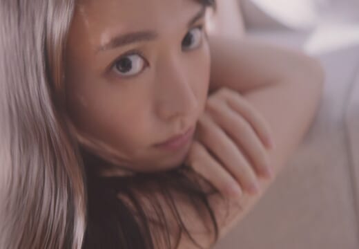 2月10日発売「CMNOW vol. 215」圧倒的透明感の橋本環奈さん登場！ の写真 | CMNOW | 玄光社