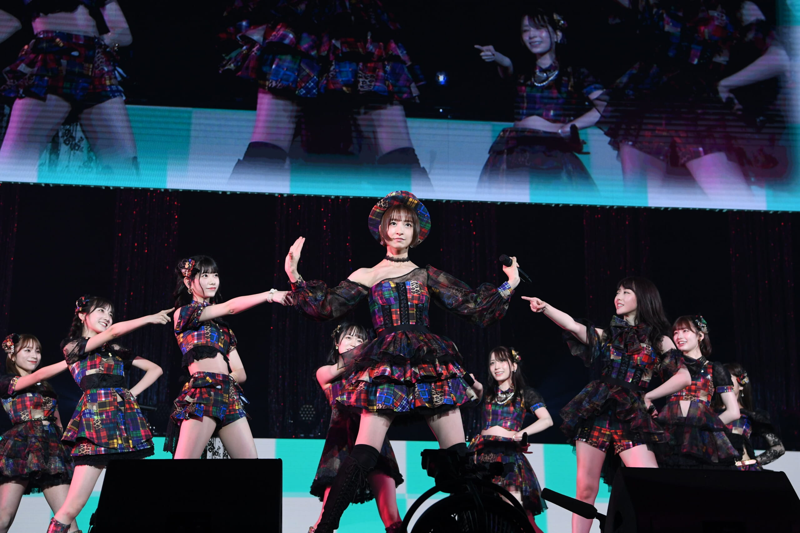17LIVE presents AKB48 15th Anniversary LIVE 3公演をレポート！ の写真 | CMNOW | 玄光社