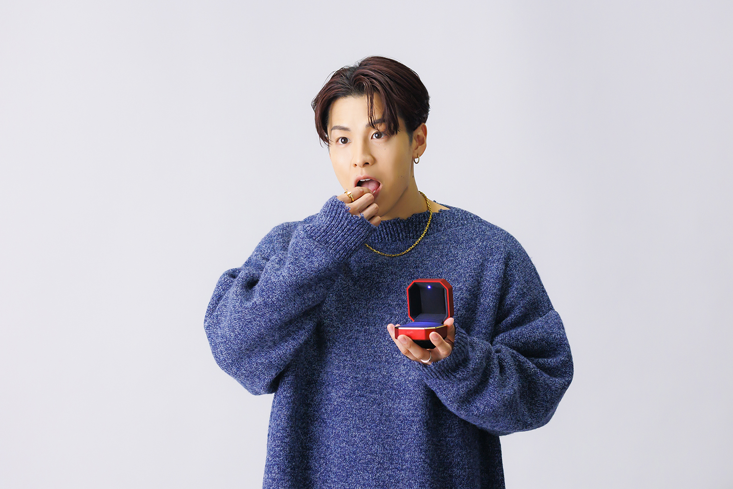 THE RAMPAGE UHA味覚糖『コロロ』6人による「プロポーズ」篇CM撮影現場完全密着レポート – CMNOW WEB