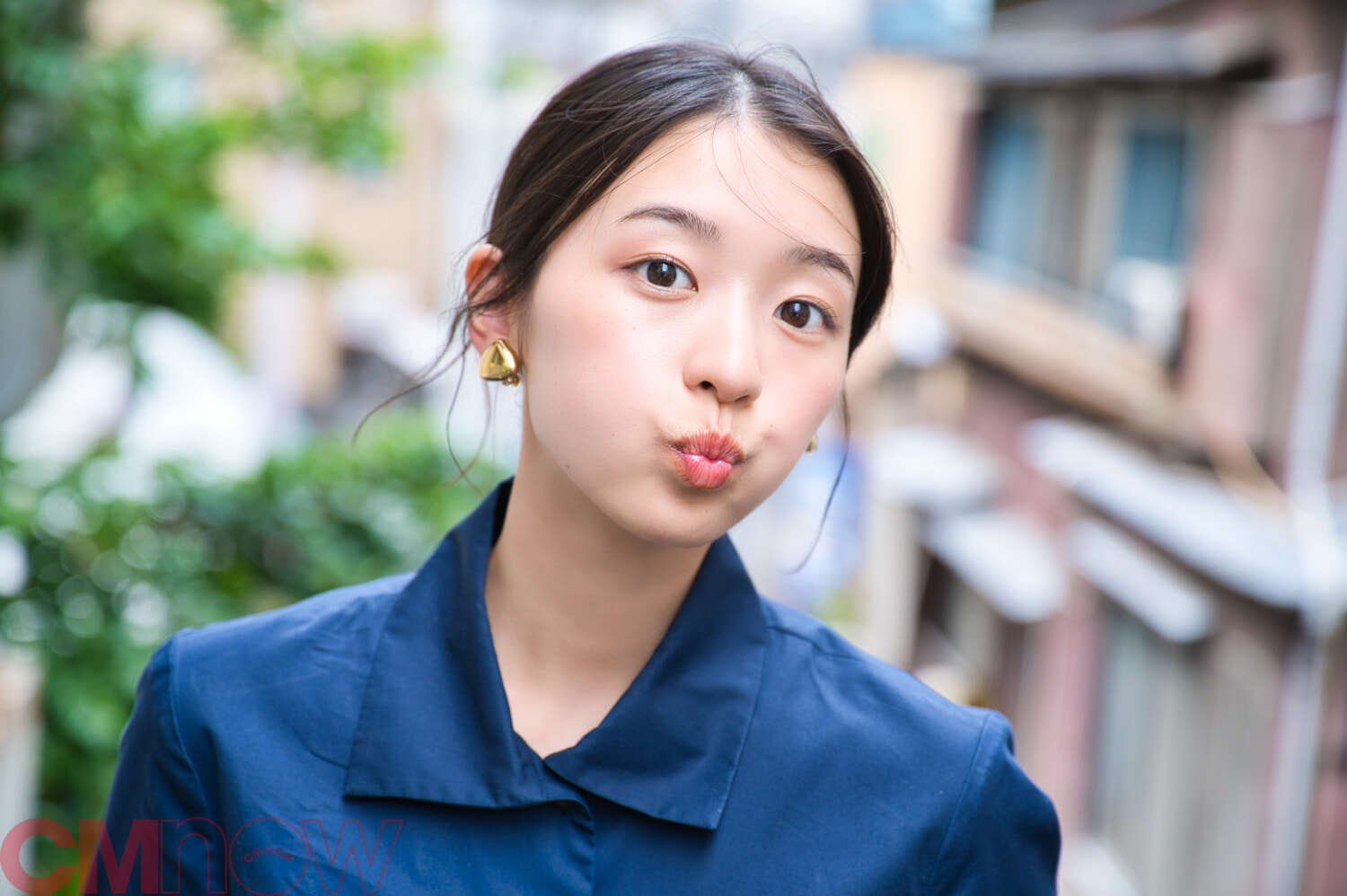 鳴海唯、大人に成り切れていない等身大の今の自分。 1st写真集「Sugarless」発売。 – CMNOW WEB